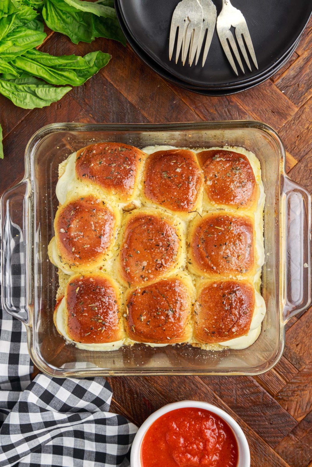 Hawaiian Roll Meatball Sliders - Family Dinners